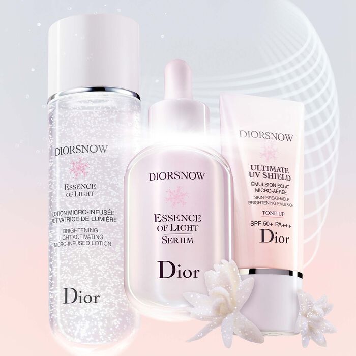 Diorsnow Essence of Light: 4QD Brightening Milk Serum | DIOR